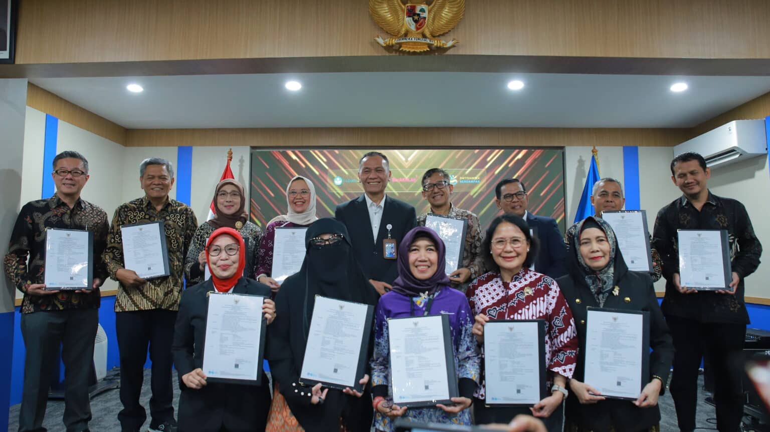 Dosen dan Tendik – LLDikti Wilayah III